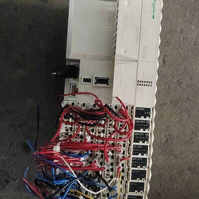 可维修TM258LD42DT DM72F0 DM72F1 DI12