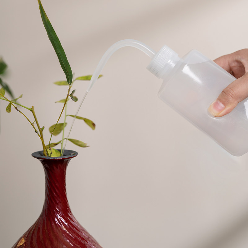注水壶浇水壶挤压出水壶瓶花补水多肉盆栽洒水壶园艺工具插花辅助