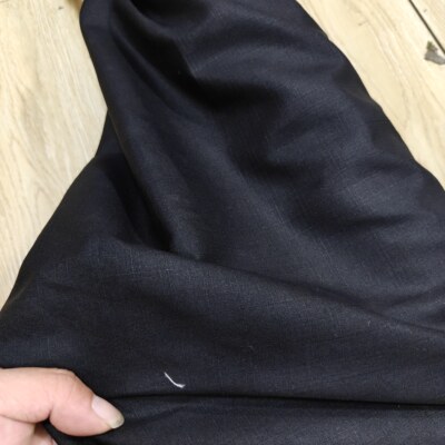 秋季新款黑色加厚鲁山绸真丝时装面料 30姆米老料机织精品柞蚕丝