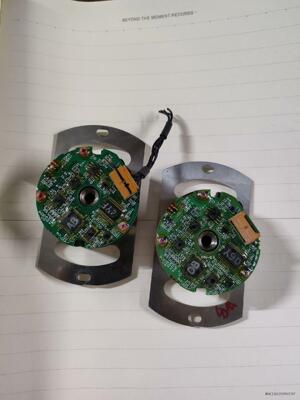 安川电机编码器UTSIH-17CK安川伺服编码器，原装拆机下