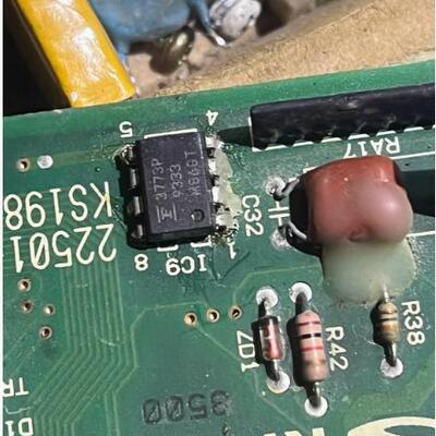 MB3773P 3773P 电源管理芯片 DIP-8