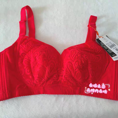 无钢圈蕾丝性感聚拢文胸内衣