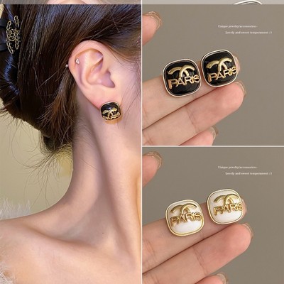 2025新款高级感小香风耳钉