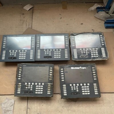 议价请询价触摸屏XBTGK5330。5台。橙色
