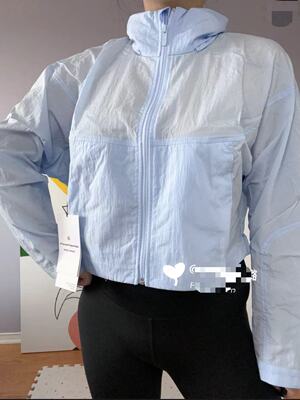 lululemon代购 Lightweight Relaxed-Fit Vented 夹克