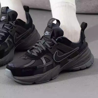 正品耐克女鞋NIKE V2K RUN GTX秋冬款跑步鞋厚底增高运动鞋FZ2622