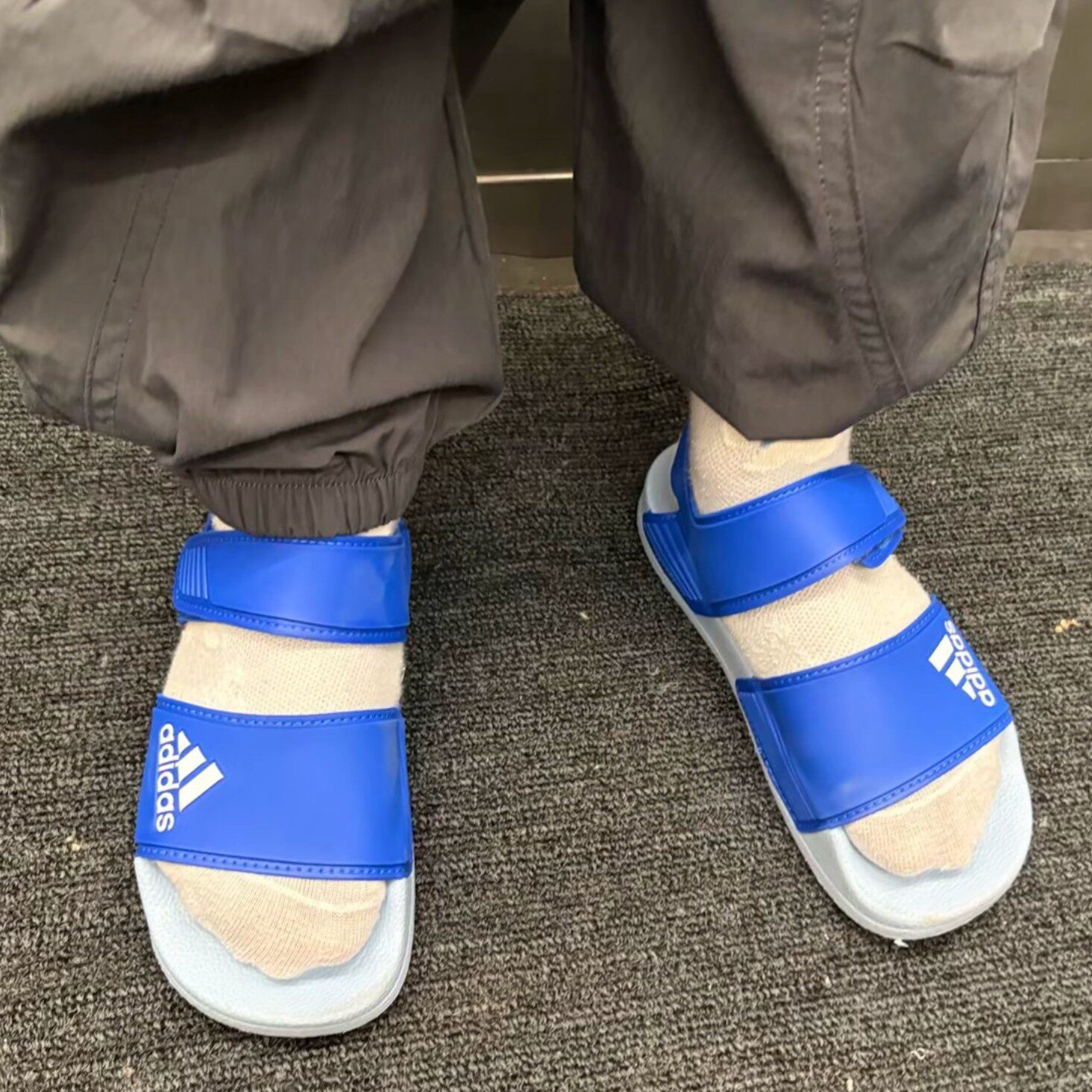 ADIDAS阿迪达斯童鞋2026夏季新款魔术贴轻便凉鞋户外沙滩鞋IH3632