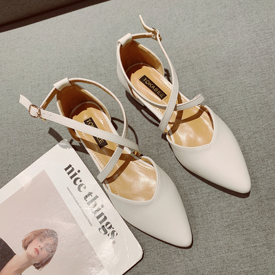 性感交叉带中空尖头百搭低跟单鞋