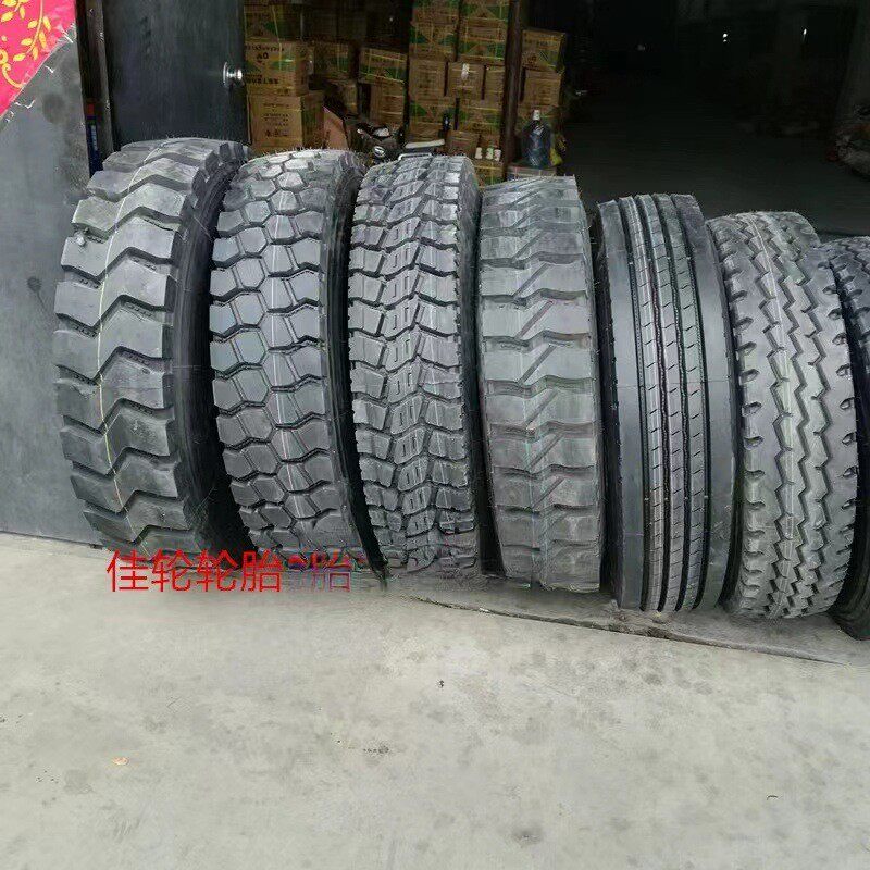 热销现货直供卡客车全钢货车大真空胎12r22.5新三线花纹全钢轮胎