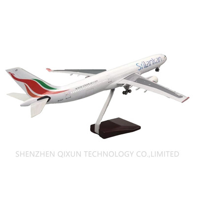 热销斯里兰卡航空scale1:13547cma330srilankan飞机模型灯带带轮