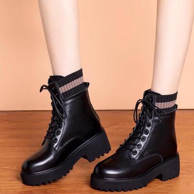 爆款马丁靴女英伦风2024秋冬新款短靴韩版ins潮学生厚底加绒鞋子