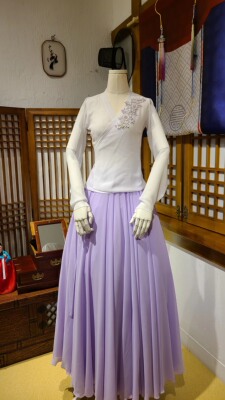 朝鲜族舞蹈练习上衣和裙子