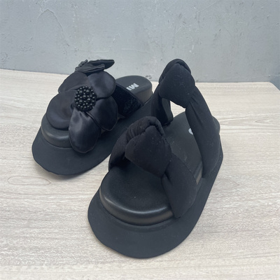 商场试穿样品女鞋夏季时尚潮流舒适简约圆头厚底凉鞋拖鞋女M22311