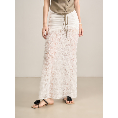 LANVIVIER 花团锦簇立体白玫瑰面料褶皱弹力腰包臀长款白色半裙