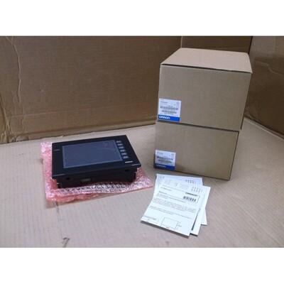 NP5-SQ001B Omron NEW In Box HMI Touchscreen Operator Interfa