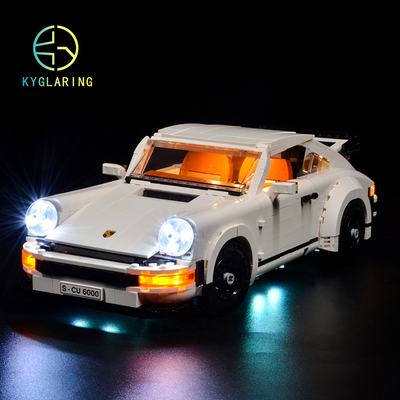 防尘展示可匀保时捷911灯光赛车