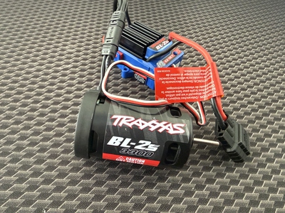 traxxas 无刷2s电调电机3300kv