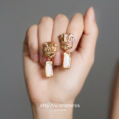 Anyawareness原创白月光石耳环