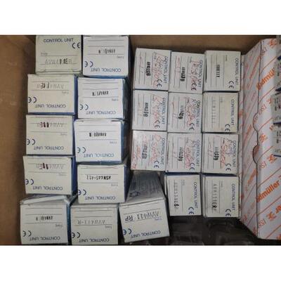 议价和泉IDEC按钮TW系列APS126N和泉指示灯ASW211ABW11按钮指示灯