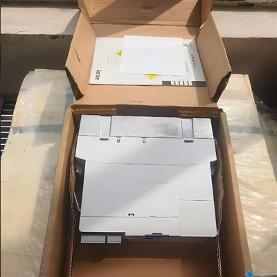 E84AVHCE2224SX0 E84AVHCE2224VB0 变频器现货包邮咨询议价