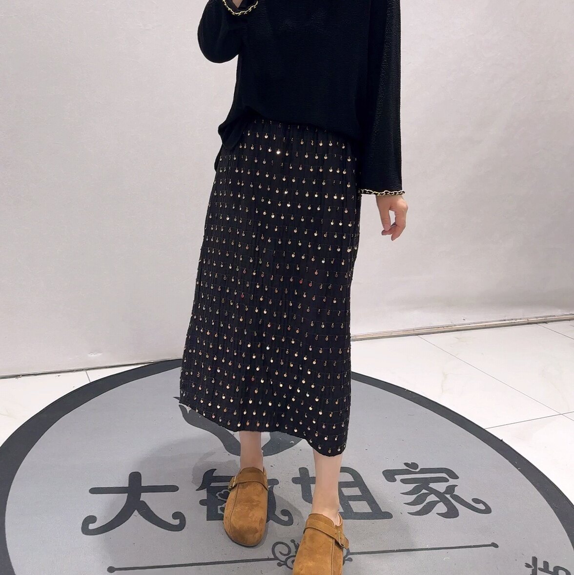 5297芮娜依莲秋款新品重工设计感时尚洋气开衩半身裙加大码女装