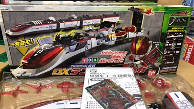 万代老物件dx假面骑士声光列车
