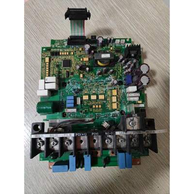 日立变频器SJ700 NJ600系列55 75 KW电源驱动板2B030540-3T带模