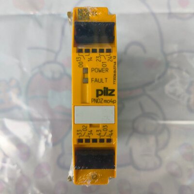 全新皮尔兹PILZ安全继电器PNOZ mo4p，型号7735--议价商品