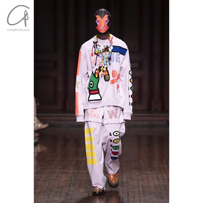 Walter Van Beirendonck 彩色字母卫衣 比利时