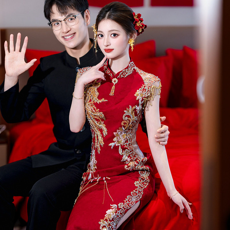 红色中式旗袍新娘结婚出阁服订婚礼服修身秀禾服夏季无袖敬酒服女
