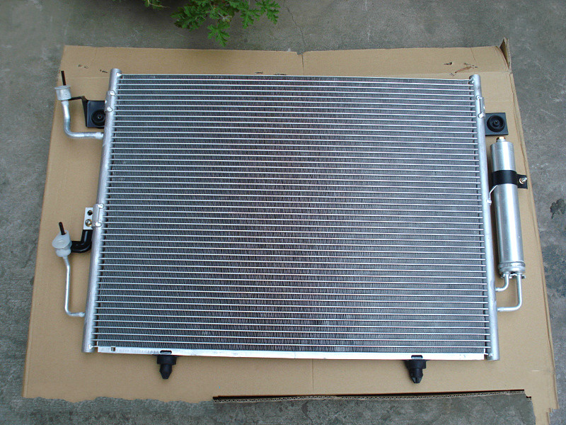 三菱帕杰罗长丰猎豹2031 V73冷凝器 散热器网 V73空调散热网
