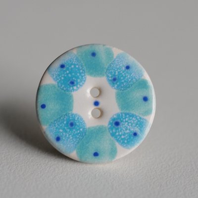 蓝绿相间花瓣雏菊轮廓陶瓷纽扣