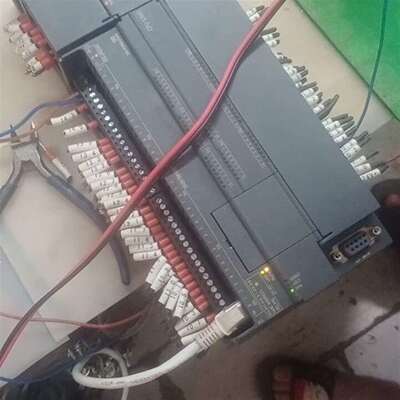 触摸屏1000IE  V3 6AV66480CE113议价及维修！