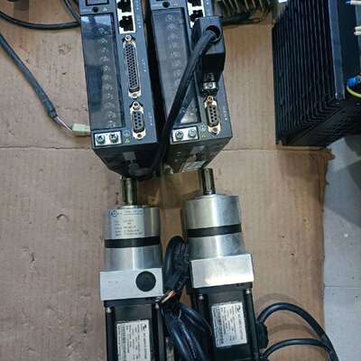 伺服加电机，驱动IS620PS2R81，400W议价及维修！