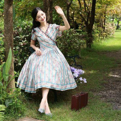 经典1950s粉蓝花墙棉布裙