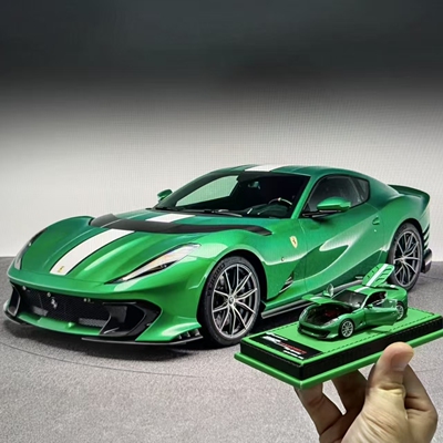 GLAMCRAFT 1:64 法拉利812C 全开 金属绿 合金汽车模型