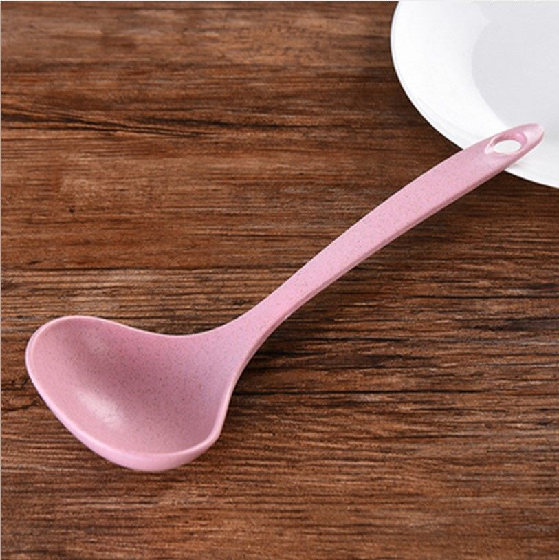 Buy T hanging type dining soup long handle spoon wheat straw green ...