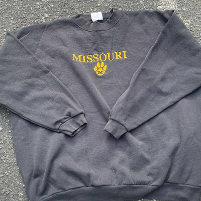 潮流宽松休闲套头卫衣