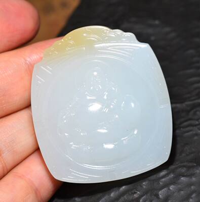 JJ020508新疆的猫50.1克玉性超油的俄料浅糖羊脂白玉佛牌