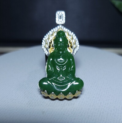 Z120902 9.9克，细润无黑点色度浓艳七号矿老料碧玉臻品观音