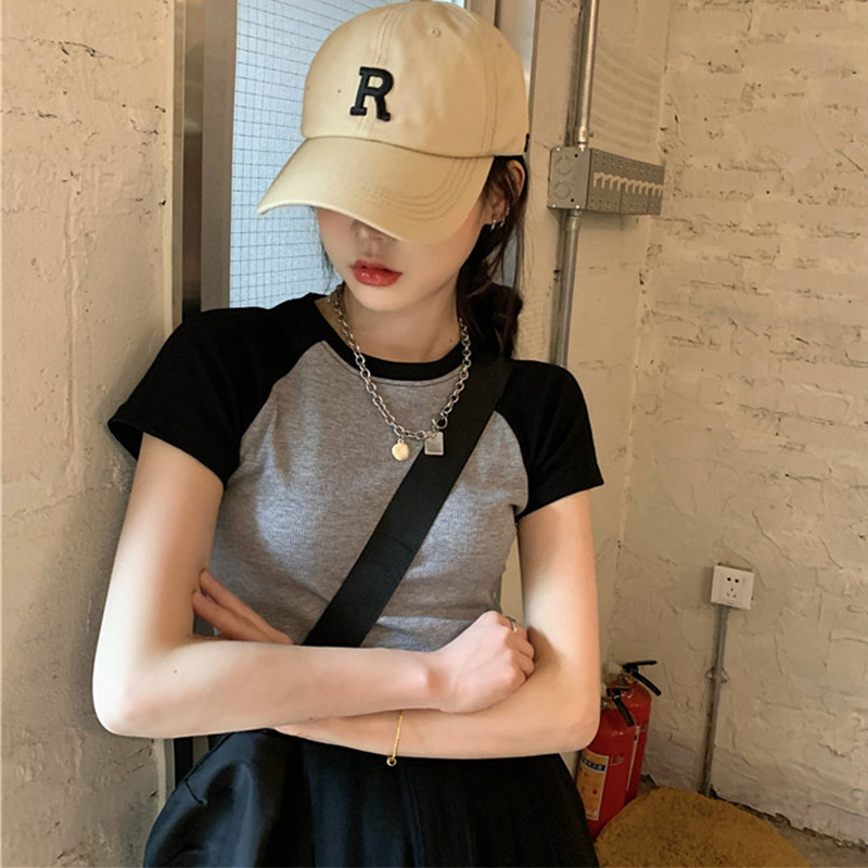 大码胖妹妹修身显瘦撞色上衣女夏季新款正肩短袖打底衫内搭T恤潮