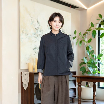 YUN韫通勤短款聚酯纤维收腰外套