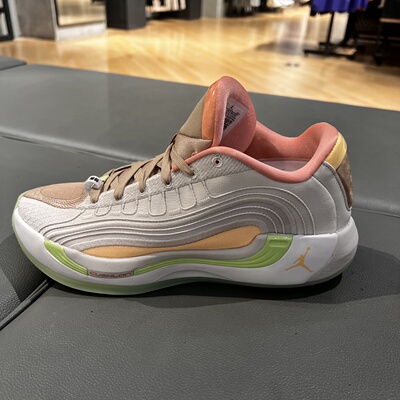 NIKE耐克JORDAN LUKA 4 PF 东契奇四代 男子低帮篮球鞋IO0198-100