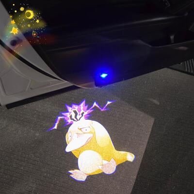 呆萌可爱Psyduck可达鸭宝可梦车载好物充电无线迎宾灯车门投影灯