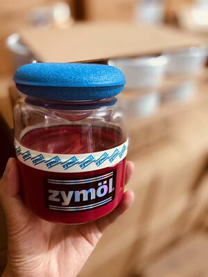 斋魔车蜡抗尘防紫外线持久明亮