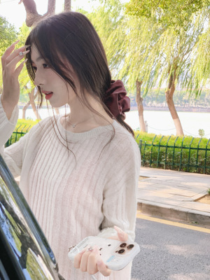 鱼没放发光细闪银线白色毛衣 纯美温柔慵懒针织衫宽松轻柔毛线衫