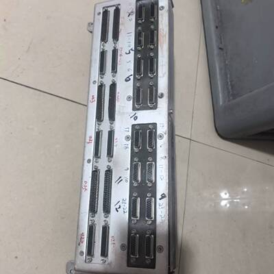 议价DIP-TECH DATA SPLITTER数据分配器，型号可维修