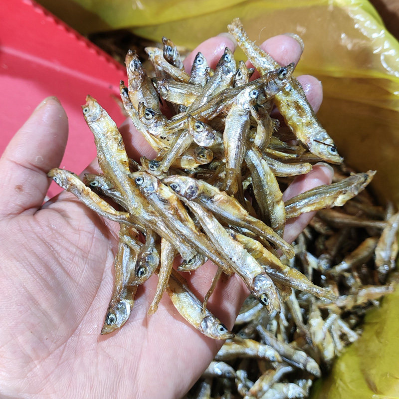 湖南益阳农家自晒过油公鱼干小鱼仔湘菜原料干鱼干货