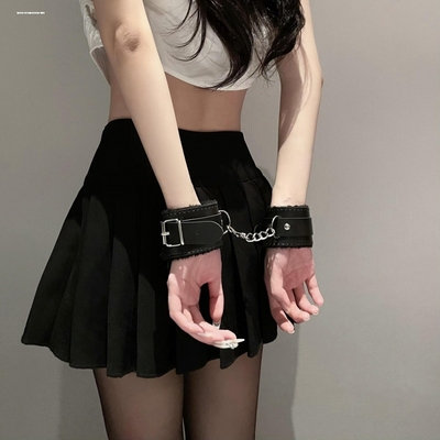 道具手铐毛绒pu皮革剧本杀游戏手链加重情侣加厚脚铐女手环choker