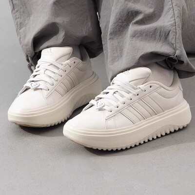 Adidas 阿迪达斯 女款秋季防滑耐磨厚底舒适低帮休闲板鞋 JH8667